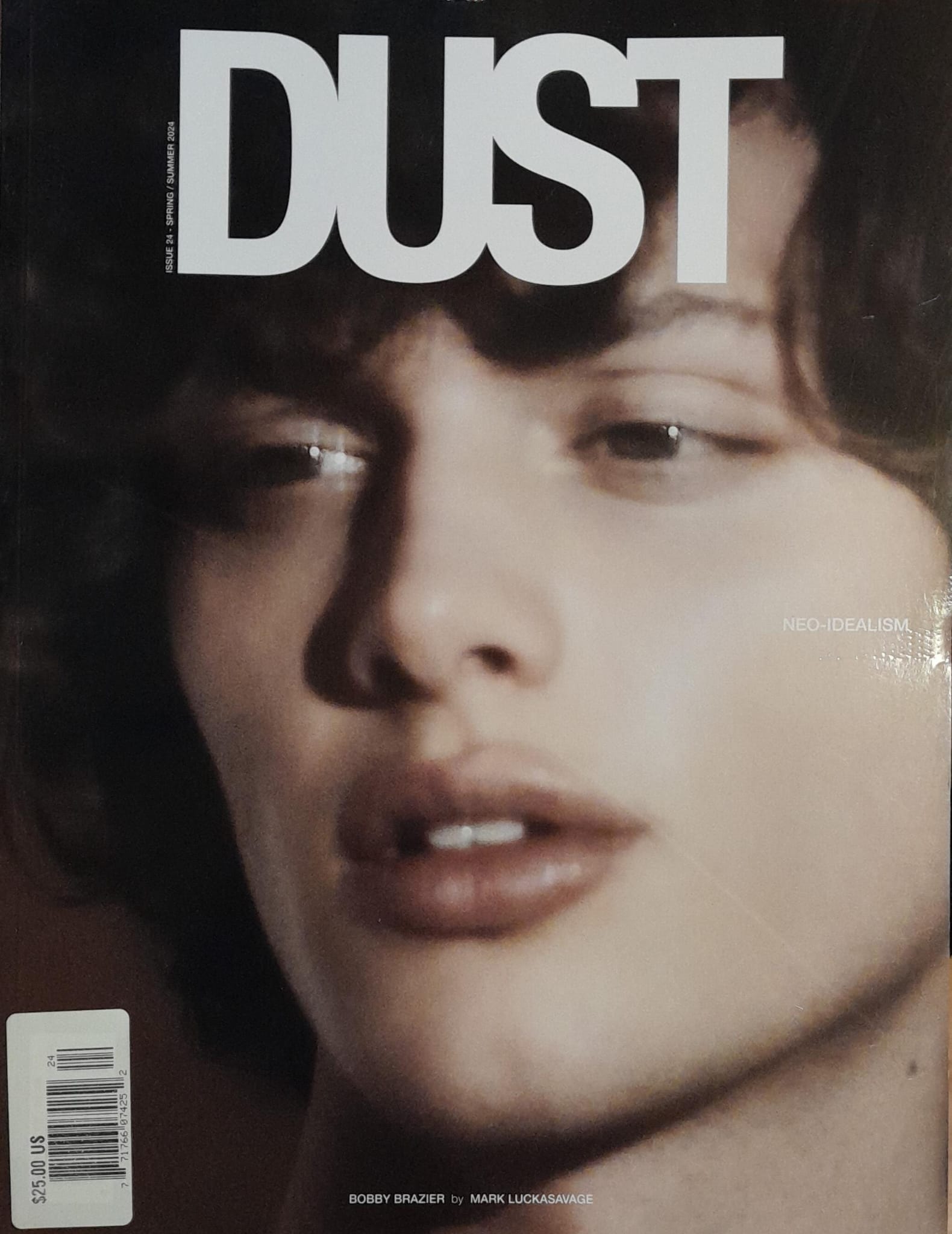 Dust Magazine UK Subscription - magazinecafestore.com
