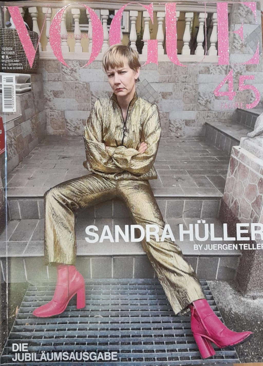 Vogue Germany Magazine Subscription | MagazineCafe USA