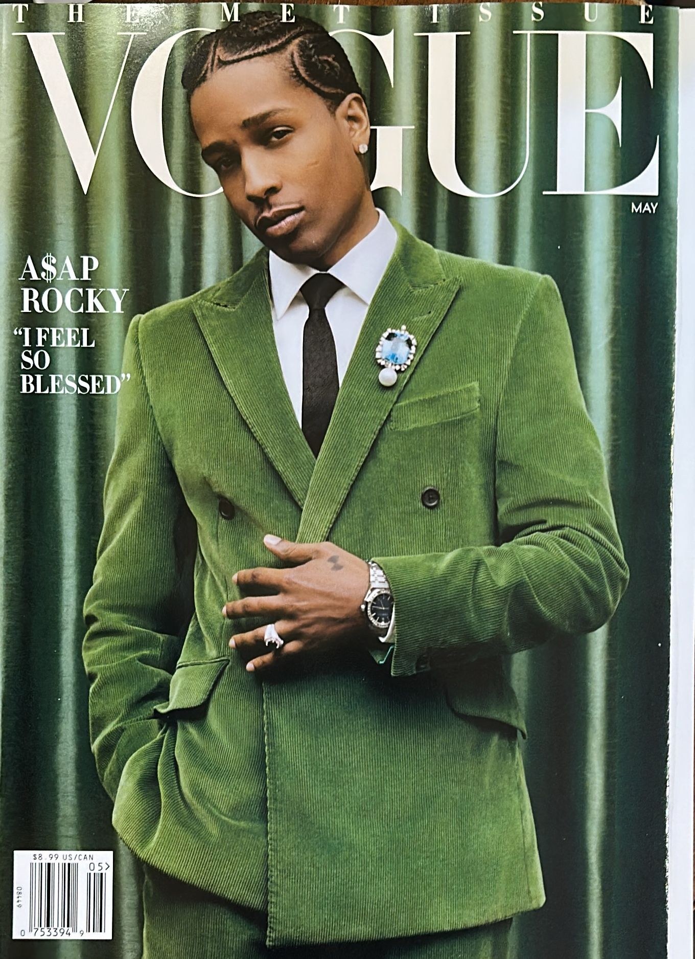 Buy Vogue Magazine Subscription | Magazine Cafe Store