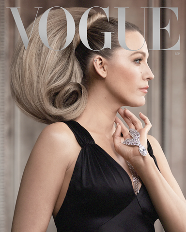 Buy Vogue Magazine Subscription | Magazine Cafe Store